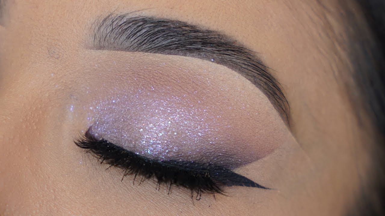 Sparkly Lilac Dramatic Eyeshadow Tutorial - YouTube