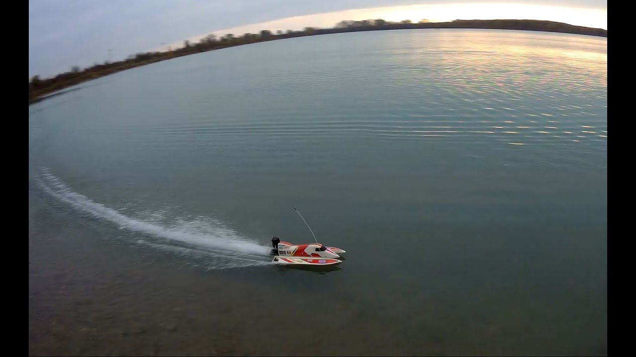Kyosho Wave Master - vintage F1 RC boat - YouTube