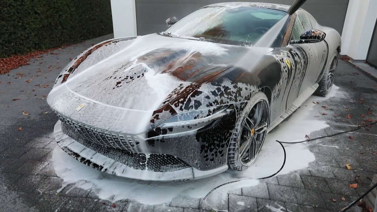 Wash & Valeting Ferrari Roma by Purefect [EXCLU] - YouTube