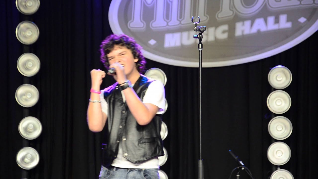 Hunter Flanagan | Performing at the 2015 West GA SingOff - YouTube