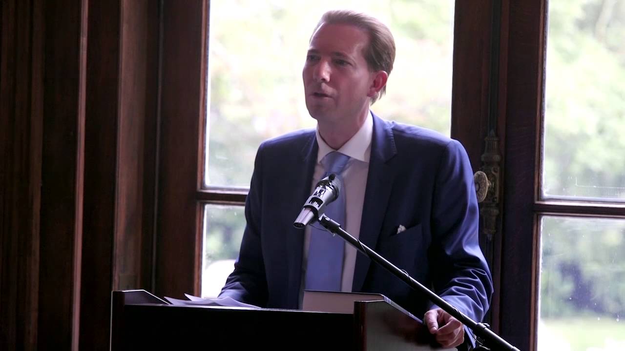 Carsten Stahn on the International Criminal Court - YouTube