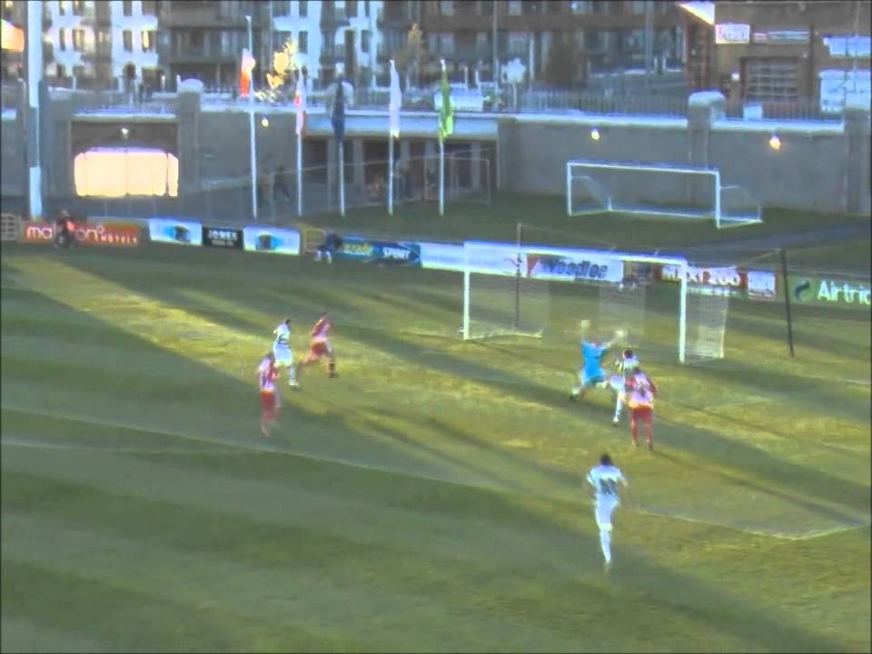 Gary Twigg is a BEAASSSTTT - YouTube