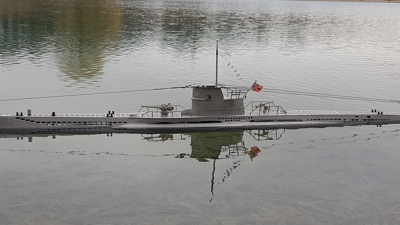 RC U-Boot robbe , U 47 rc Submarine, "taucht unter"- submerge - YouTube