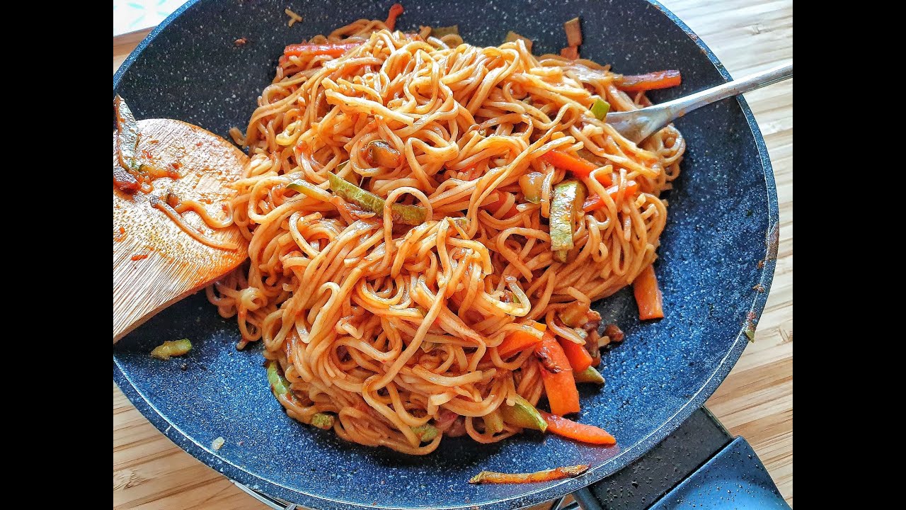 Paste chinezesti cu morcov si dovlecel I emiliafotografiaza.ro - YouTube