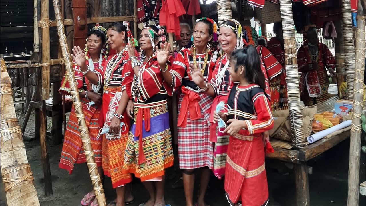 BAGOBO TAGABAWA AGONG - YouTube