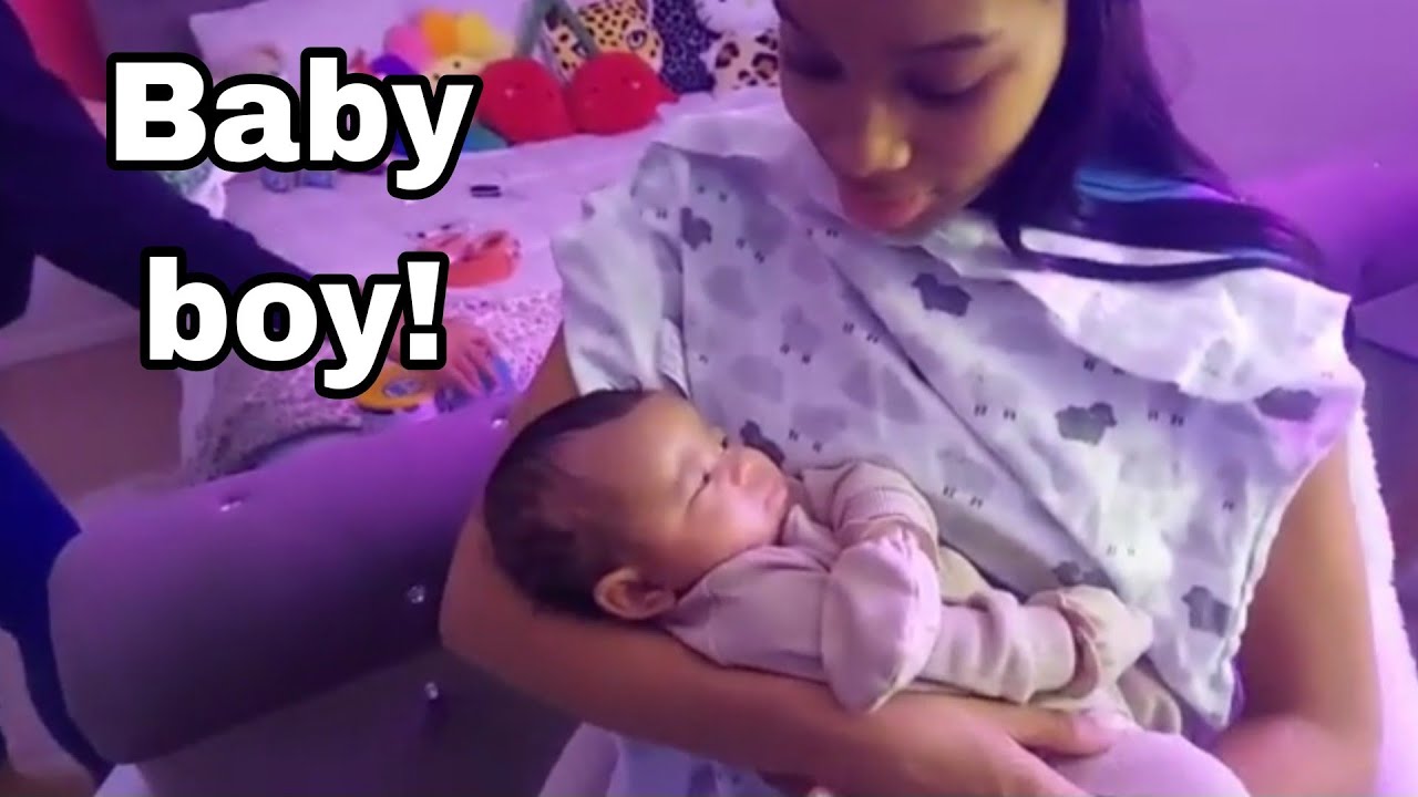 Family Vlog | New Baby Boy | Out with friends - YouTube