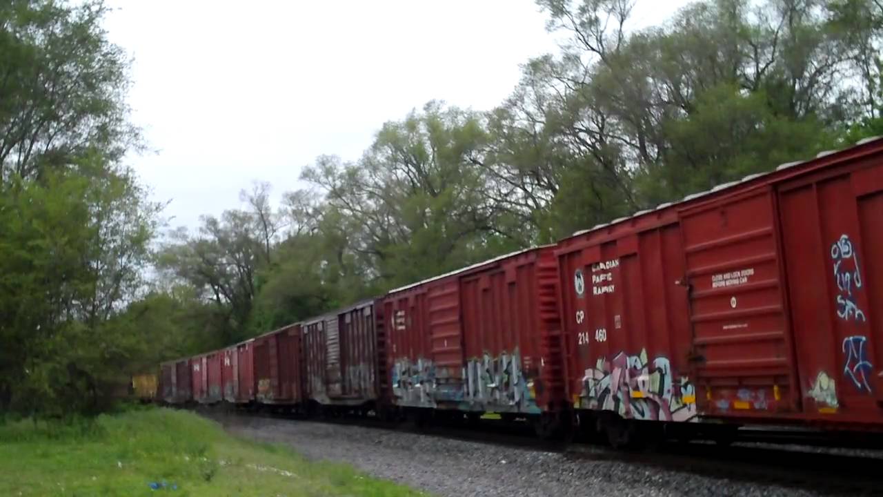 BNSF 4758 Freight w/ Unpatched Frisco Hopper - YouTube
