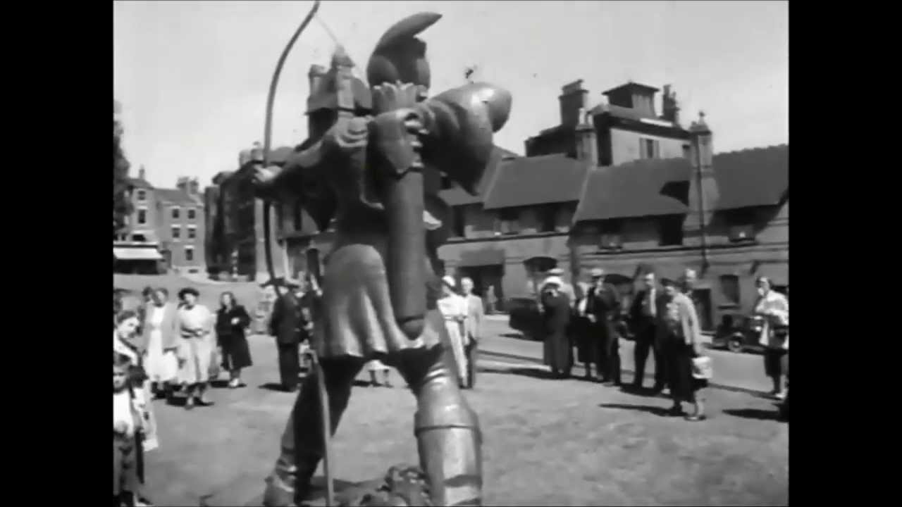Robin Hood statue, Nottingham. Unveiling ceremony. - YouTube
