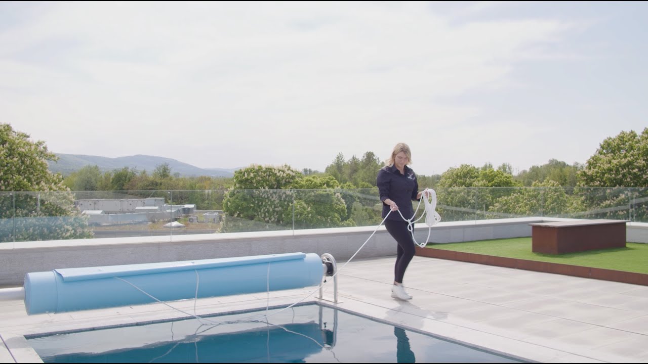 BAC pool systems Produktvideo Isola - YouTube