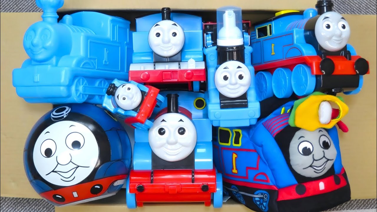 Thomas & Friends Unique toys come out of the box @thomasparade - YouTube
