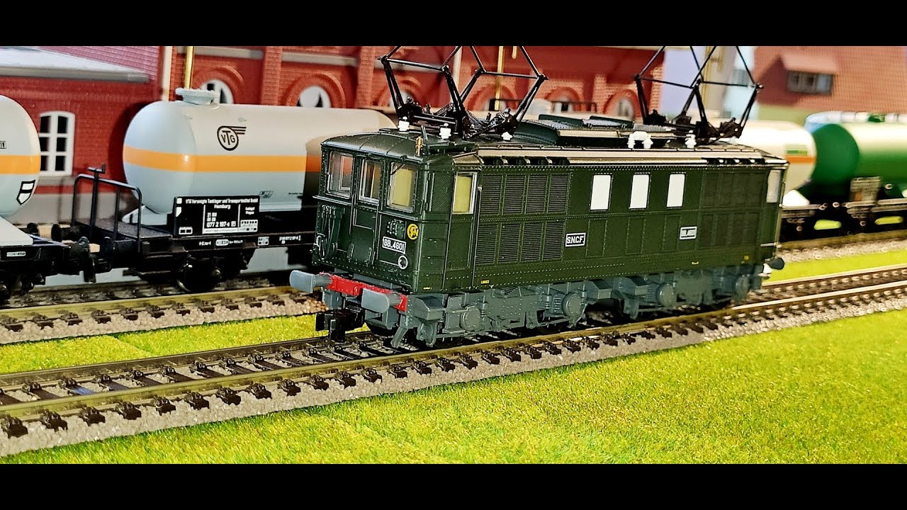 Roco BB 4600 SNCF DC Analog - YouTube