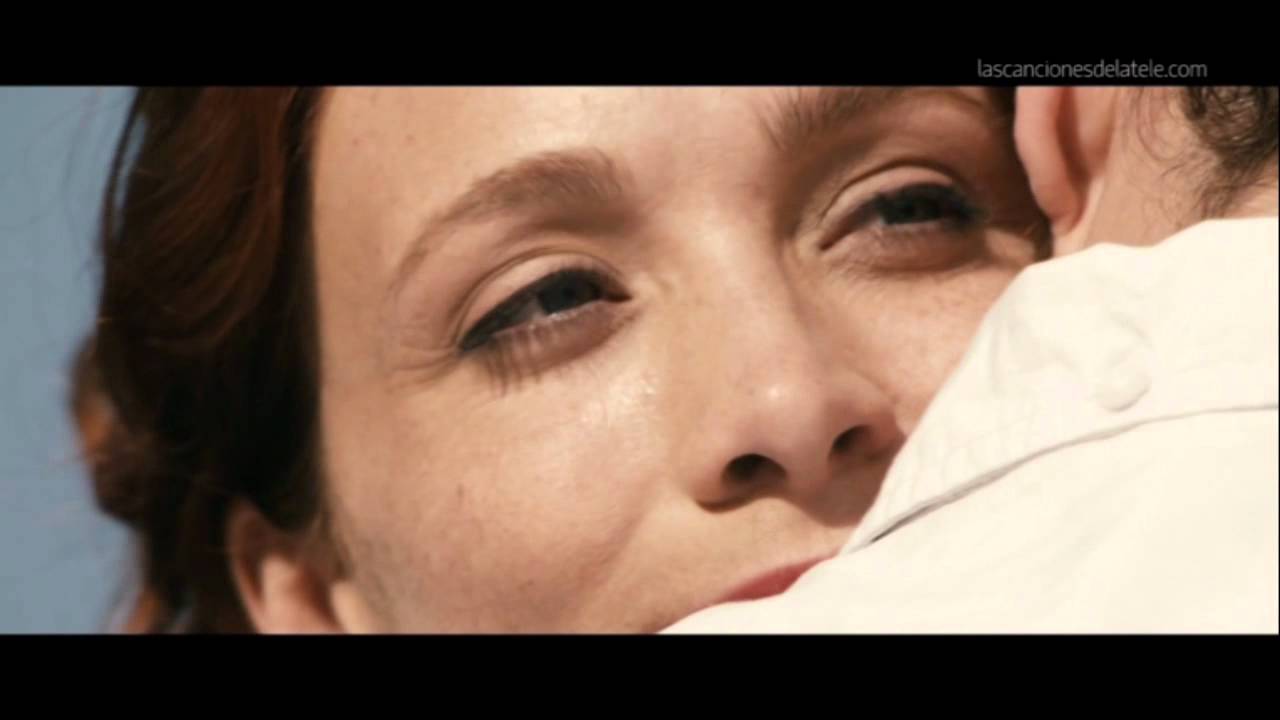 Anuncio Spot Ausonia Sensitive: El Abrazo Perfecto - Julio 2012 - YouTube