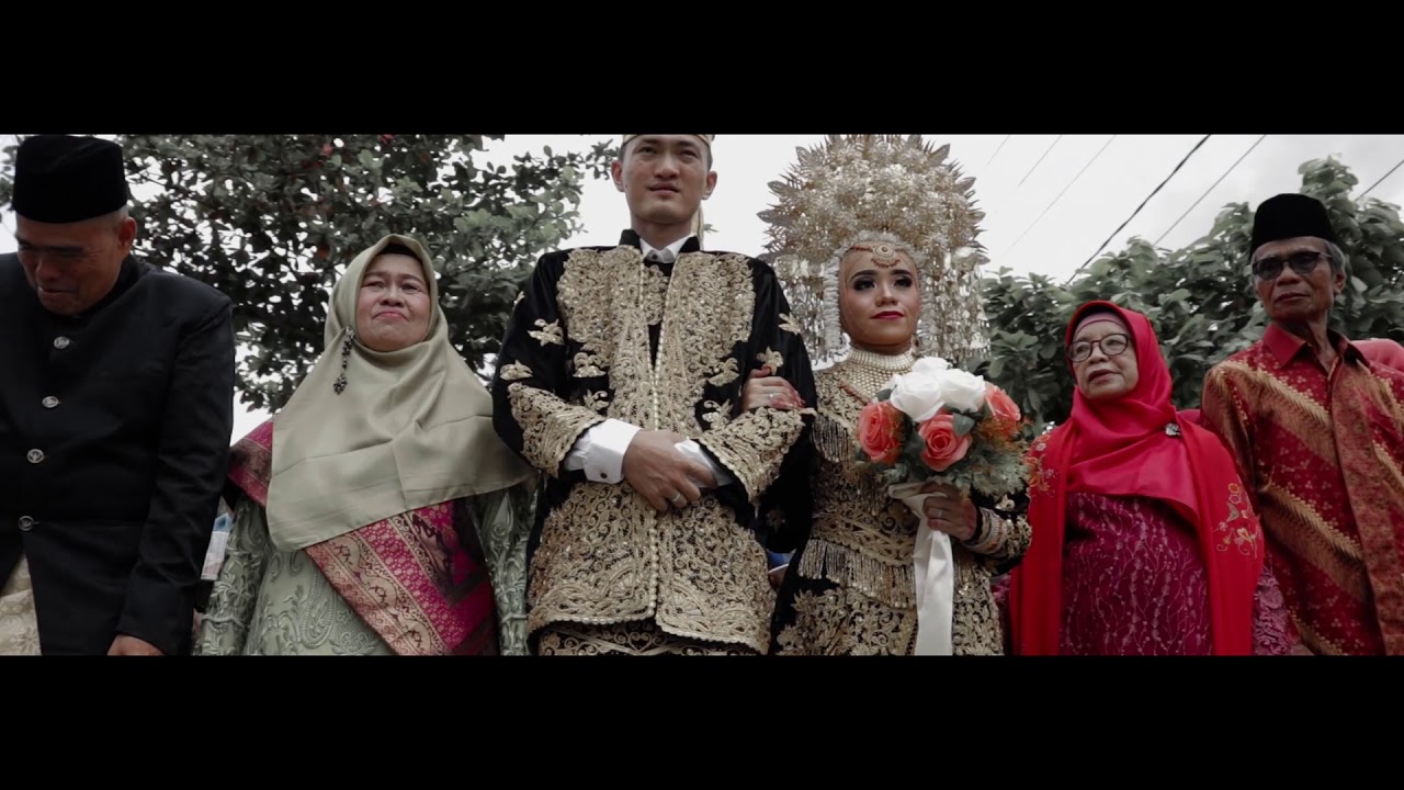 Resepsi pernikahan Restu & Dina - YouTube