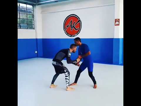 Wrestling technique. Armdrag and takedown in two different ways - YouTube
