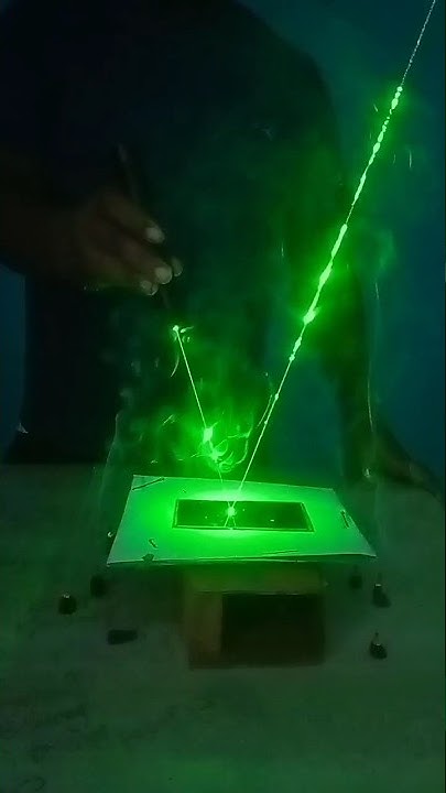 Laser light Experiment #experiment #laser #science - YouTube
