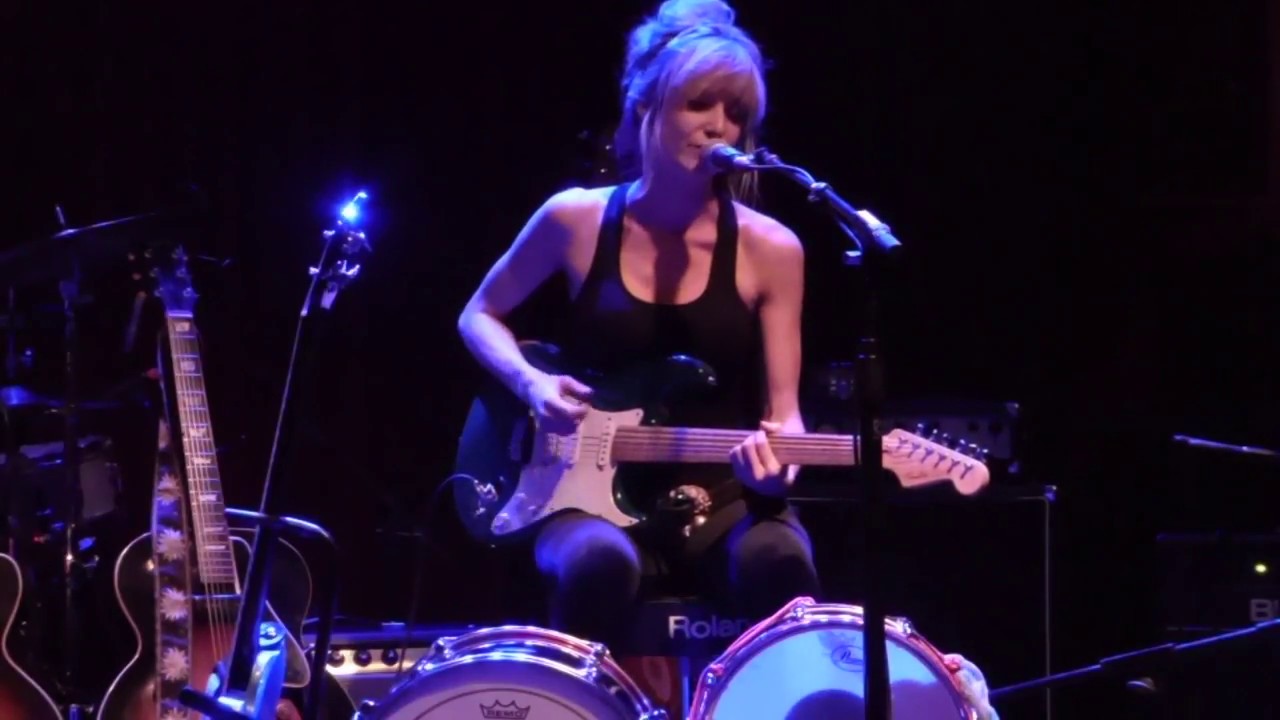 Andrea Davidson - Shake, World Cafe Live, Philadelphia, 4/14/2018 ...