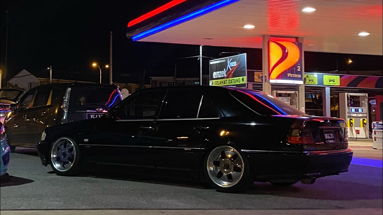 Mercedes C200 bippu style | W202 Malaysia - YouTube