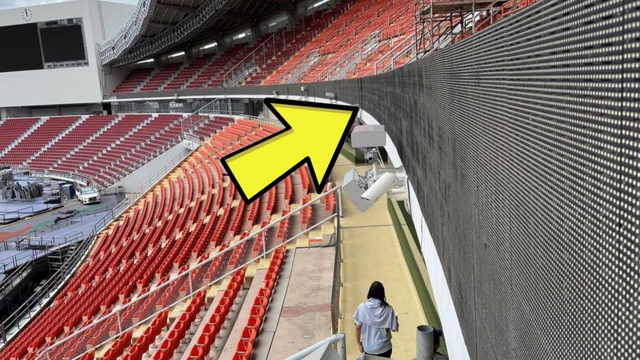 BERKELAS‼️PASANG LED BOARD DI SETIAP TIER TRIBUN,LINTASAN ATLETIK ...