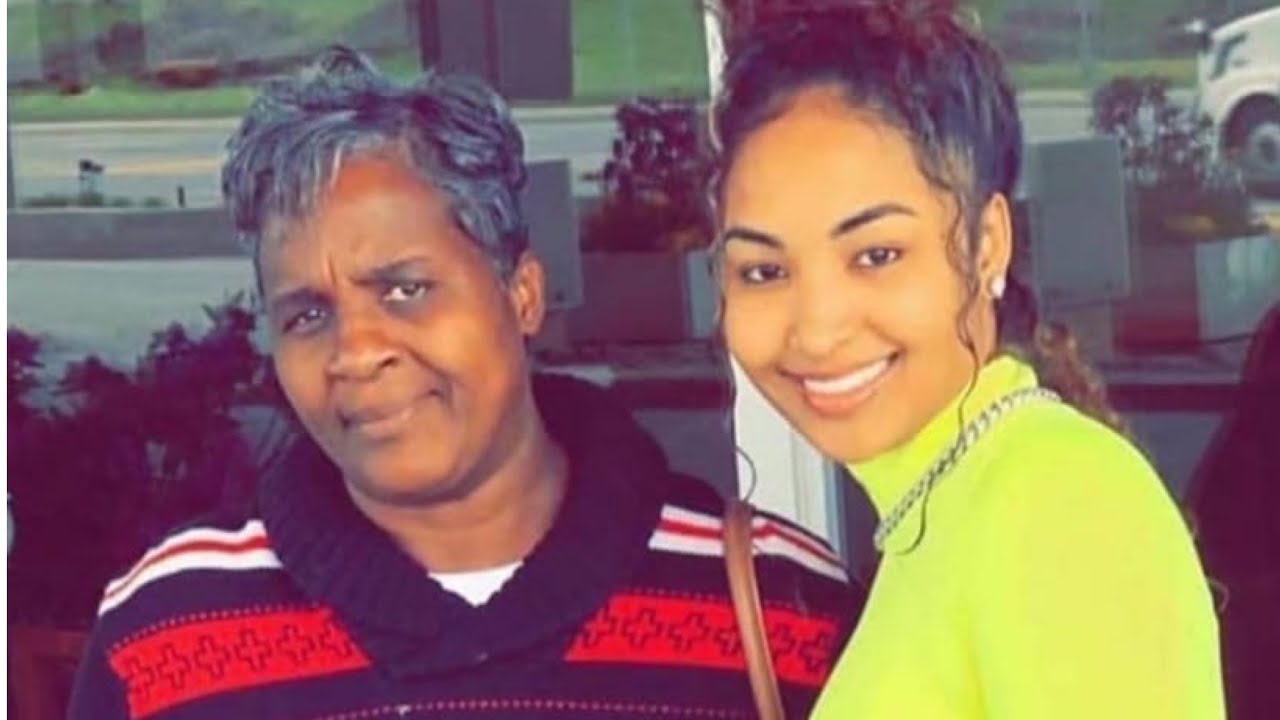 R.I.P to Shenseea MOM 😭| Best moments Of Shenseea Mom - YouTube