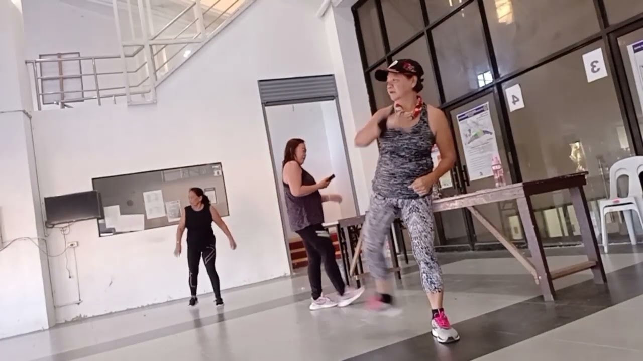 LET'S DO THE TAEBO EXERCISE - YouTube