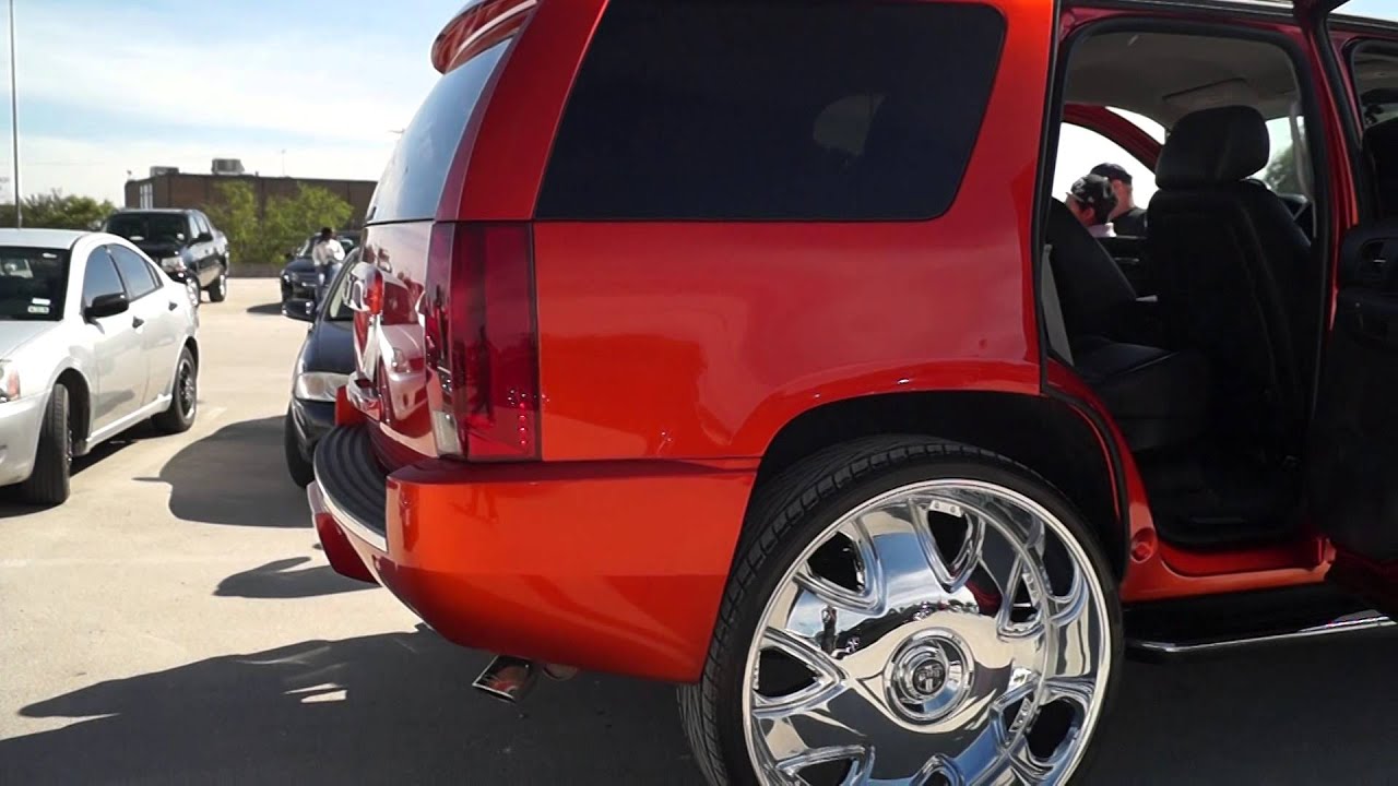 Tahoe on 32s and lac on single blades - Texas Relays 2014 - YouTube