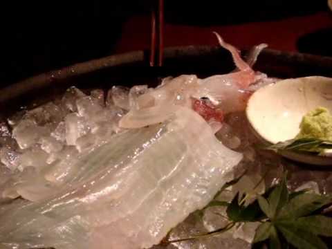 Live squid dinner - YouTube