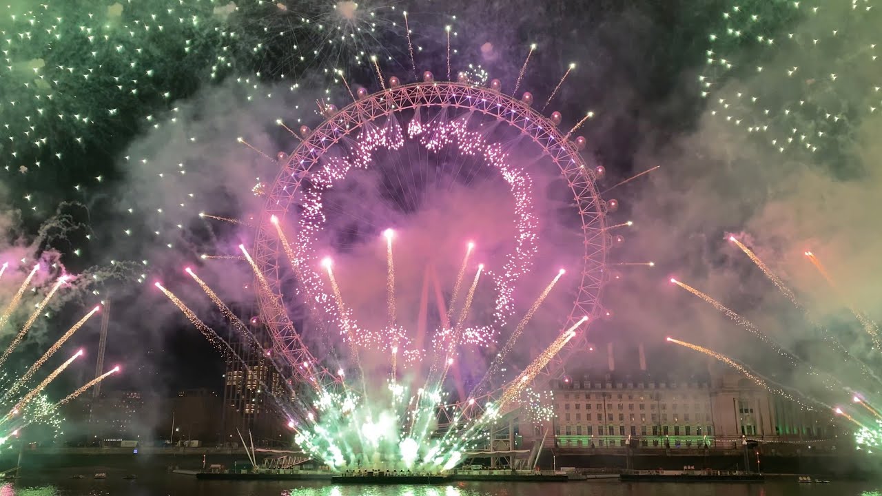 London’s stunning 2020 New Year fireworks in 4k - YouTube