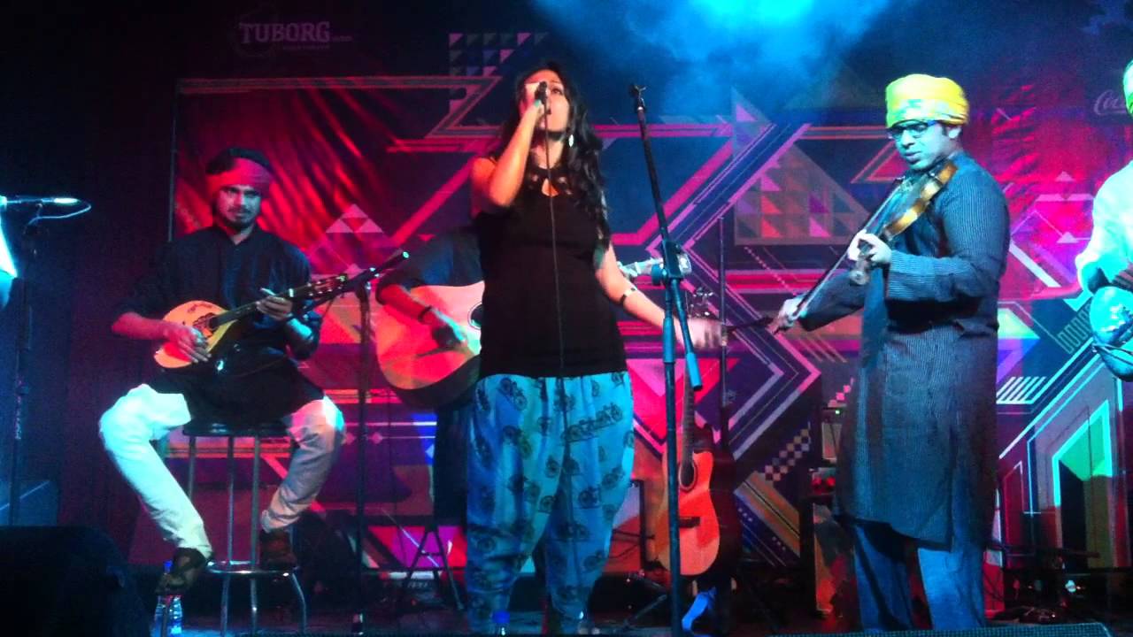 Me performing with Neeraj Arya's Kabir Cafe at Blue Frog - YouTube