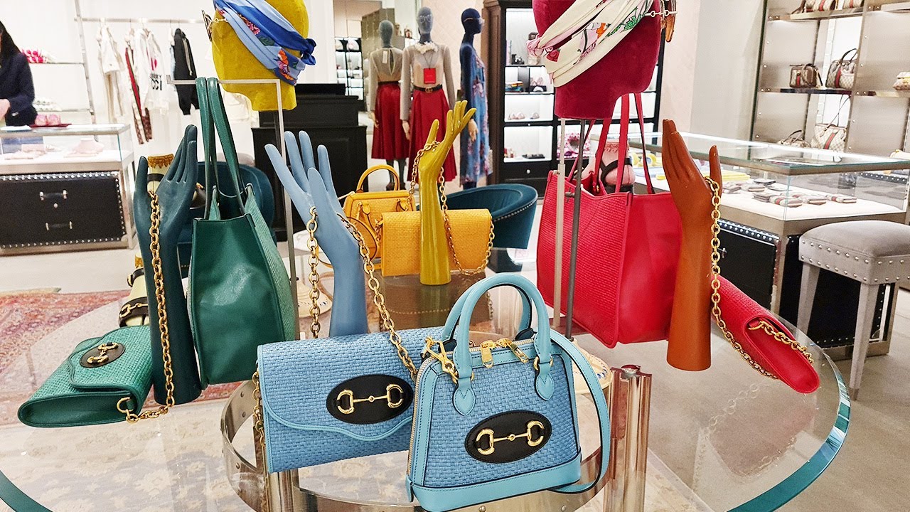 Luxury Shopping Vlog GUCCI ️ Shop with me 👜 Gucci Shopping Vlog 2021 ...