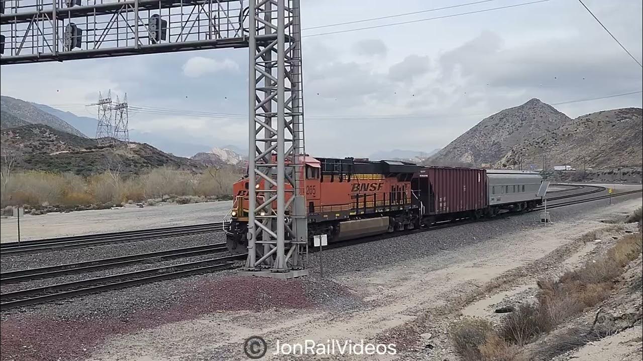 1/20/24 Pre: WB BNSF Unmanned Geometry train BNSF 92 passes by Cajon/Cleghorn with BNSF 4205 ...
