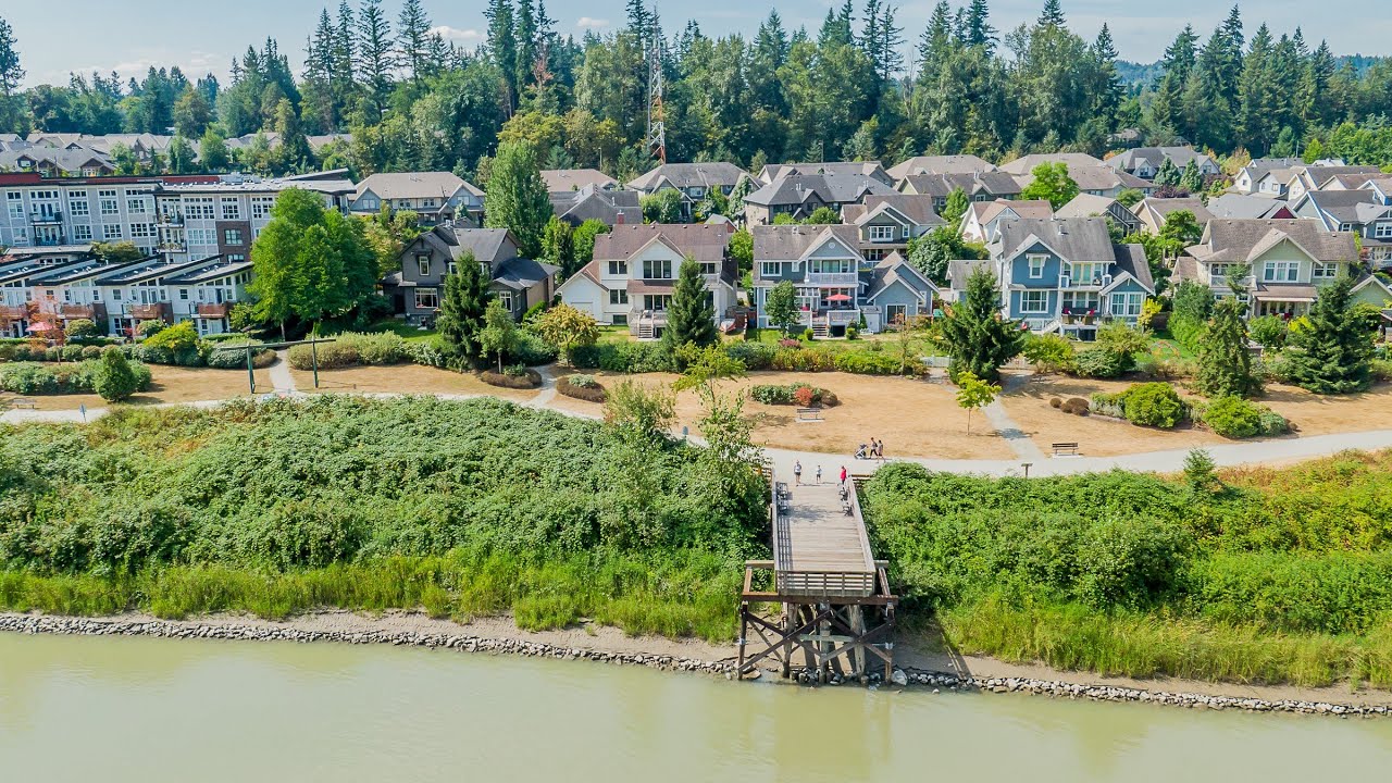 The House in Fort Langley has incredible view of the Fraser River ...