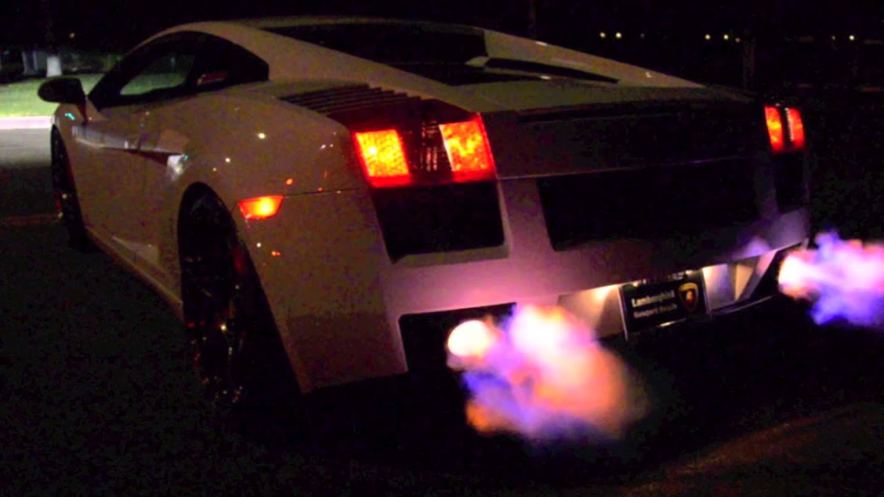 Lamborghini Gallardo shooting flames! (LOUD Straight Pipes) - YouTube