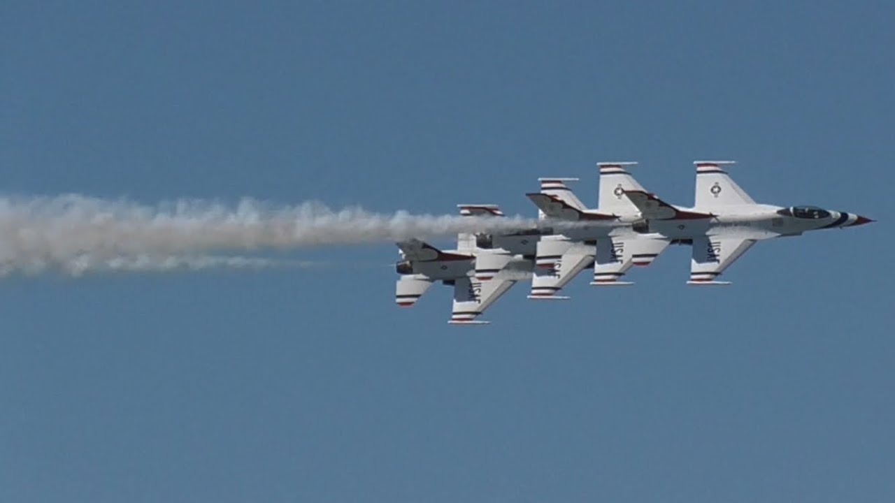 (HD) US Air Force Thunderbirds Demonstration Training - YouTube