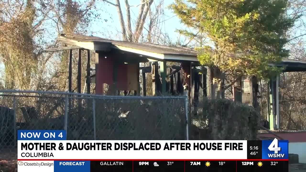 Mother & daughter displaced after house fire - YouTube
