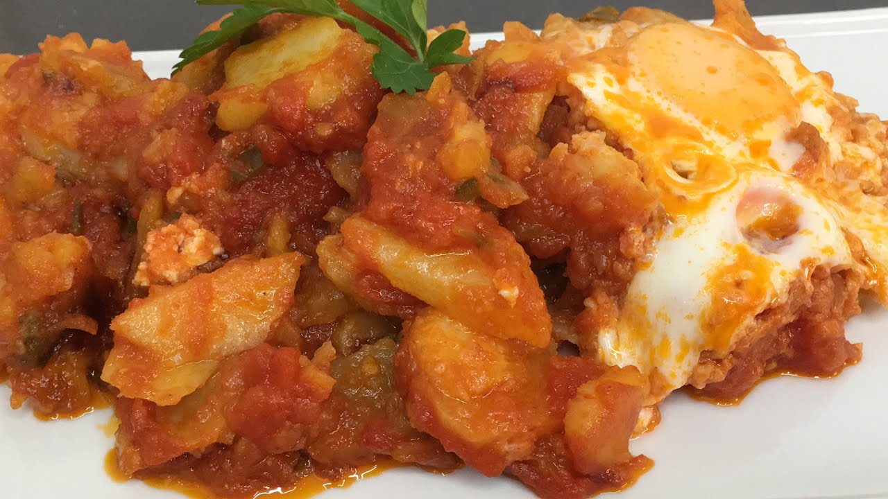 Papas con tomate| receta fácil - YouTube