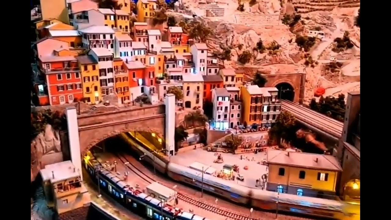 Miniatur Wunderland Hamburg Germany - YouTube
