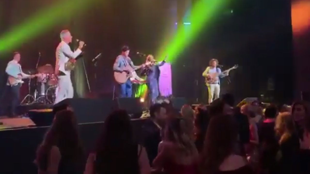 Duke Music 7 piece band LIVE at the HR Awards 2019 at The Star - YouTube