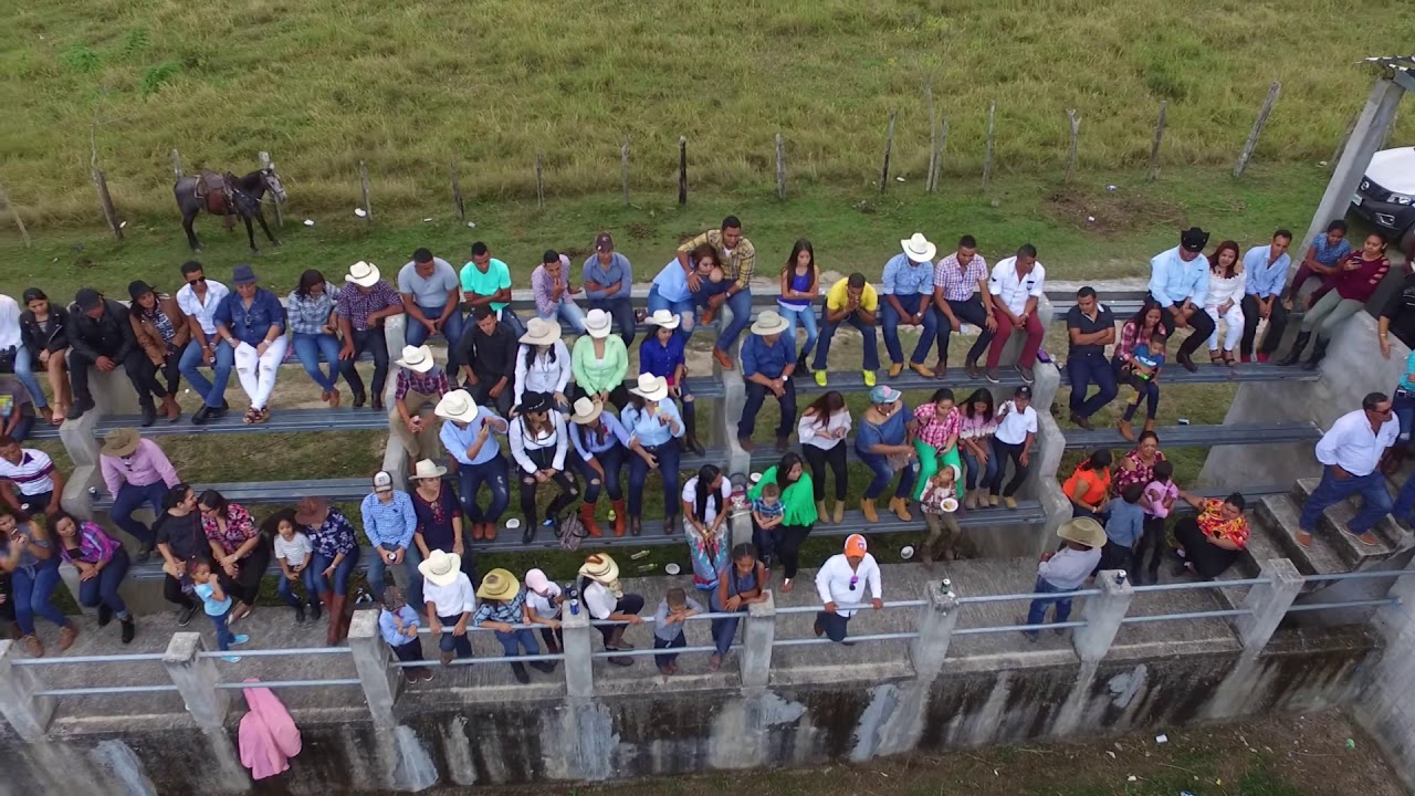 Manto Olancho - Monta de Toros - YouTube