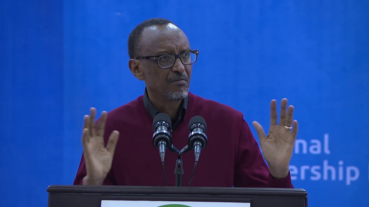President Kagame speaks at the opening of the 15th Umwiherero ...