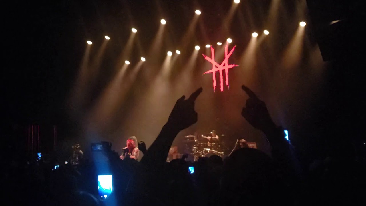 Hellyeah moth live at the filmore Detroit 8-10-19 - YouTube