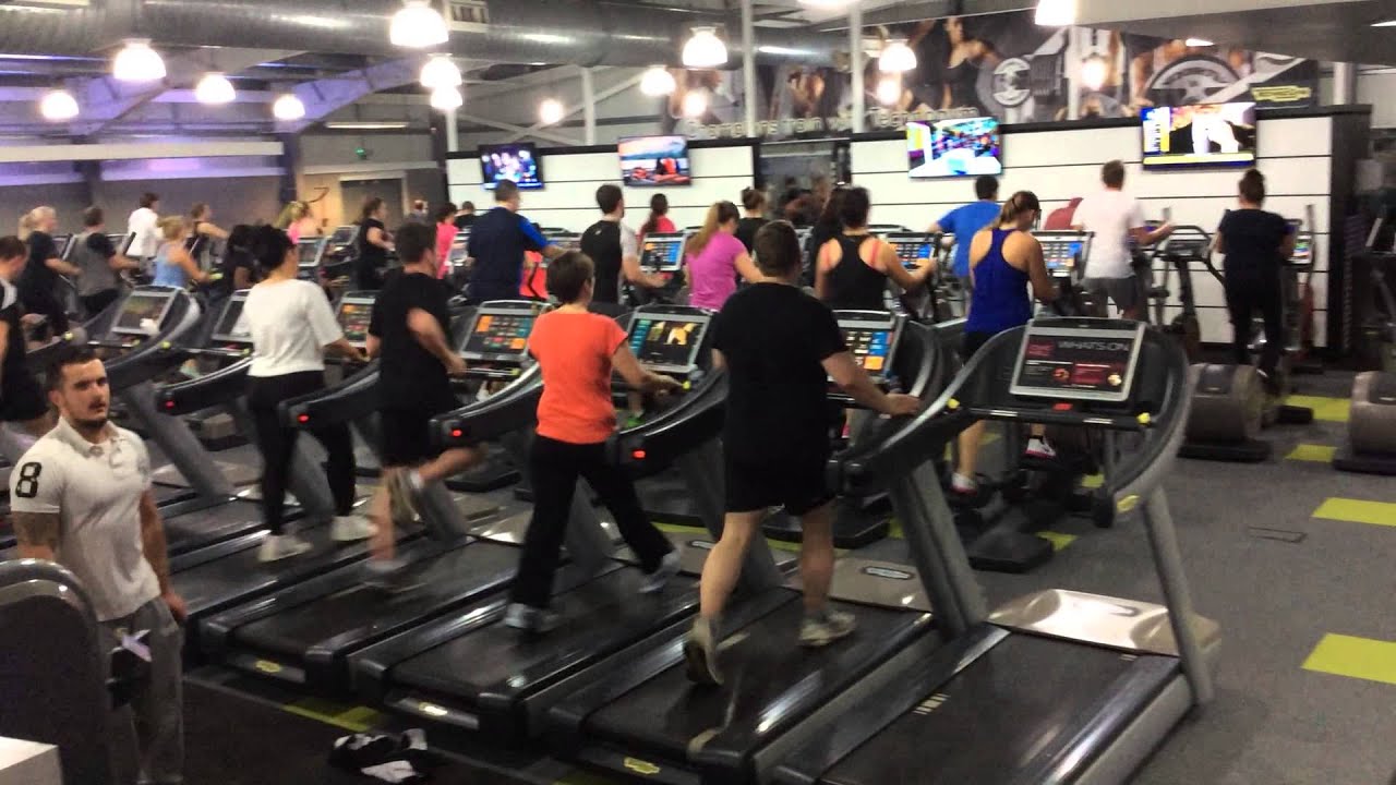 DJ NIGHT IN THE GYM - Impulse Leisure Blackshots - YouTube