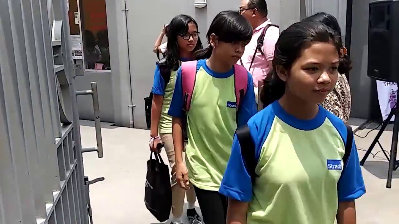 Study Tour SMP Strada Santa Anna 2017 - YouTube