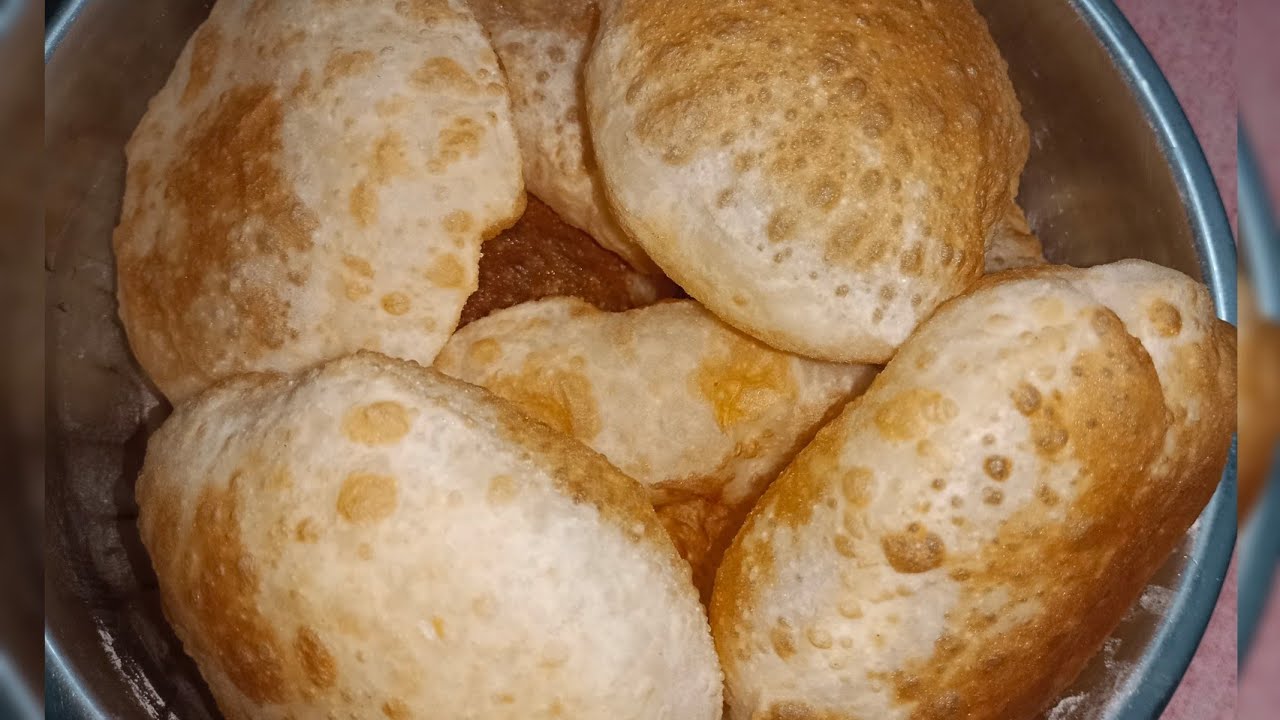 மூன்றே பொருட்கள் வைத்து சூப்பரான மைதா மாவு பூரி சுலபமாக. maida poori ...