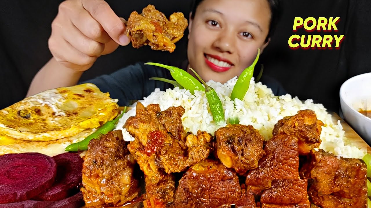 SPICY PORK RIBS CURRY WITH SOFT BONES, EGG ROTI, BEETROOT, CHILLY, PORK GRAVY AND RICE MUKBANG 🔥 ...