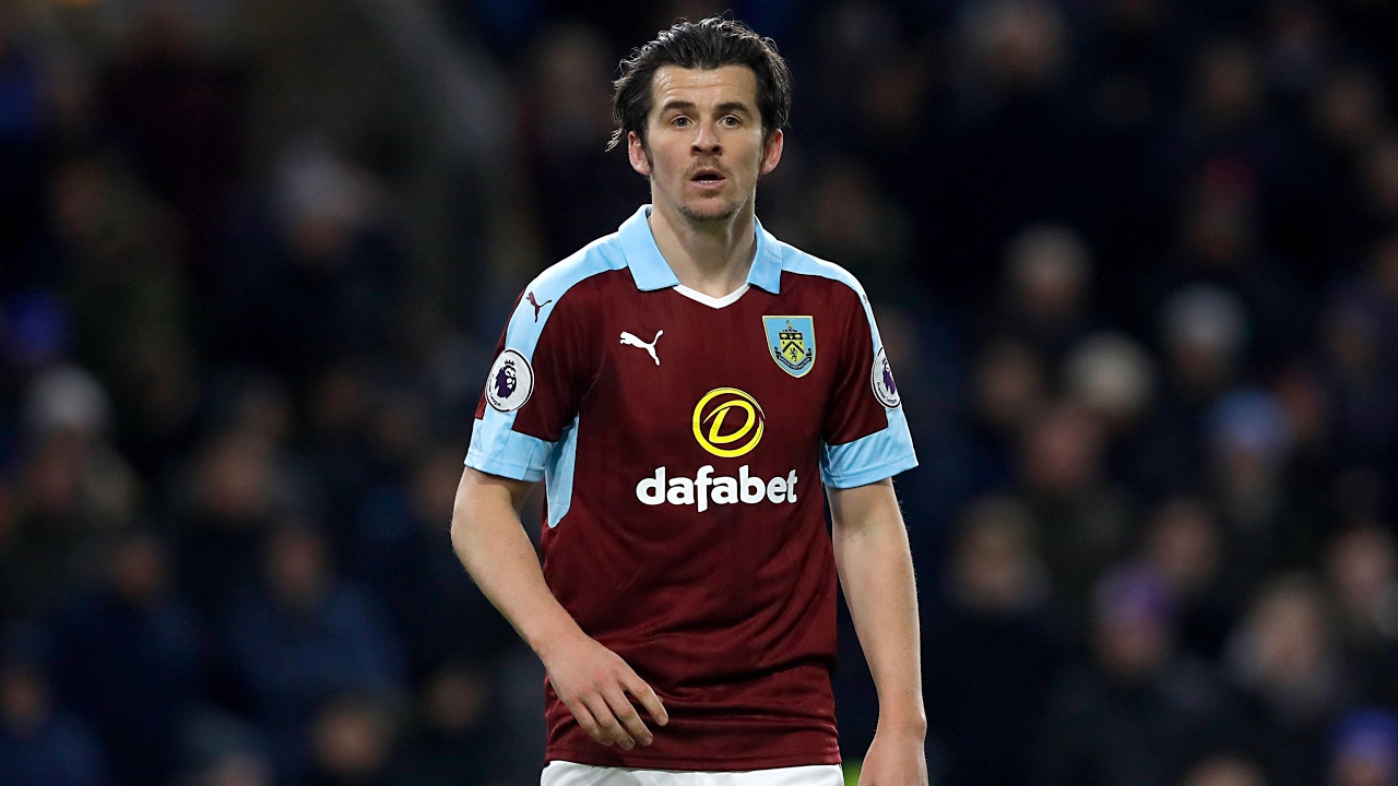 Does football have a gambling problem? – video - YouTube