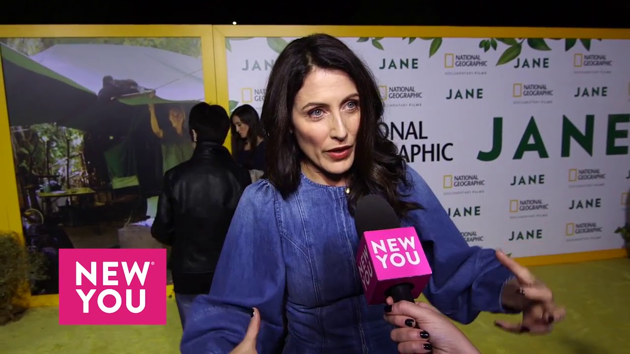 Lisa Edelstein Talks to Ashley Hume at the FIlm Premiere of "Jane ...
