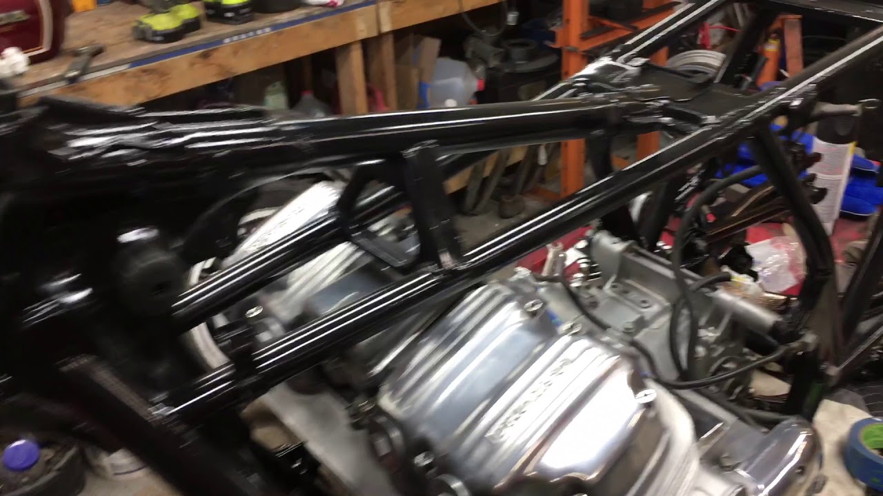 75 cb750f build coming together - YouTube