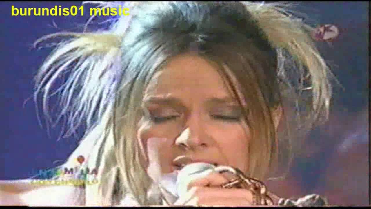 Fey "Medley Exitos" - En Familia, 2009 - YouTube