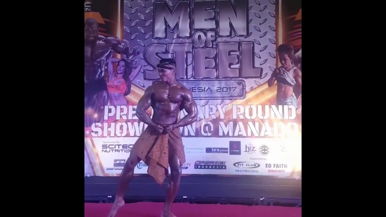 BODYBUILDER FROM INDONESIA FUADDY POSE MUSCLE TRADITIONAL - YouTube