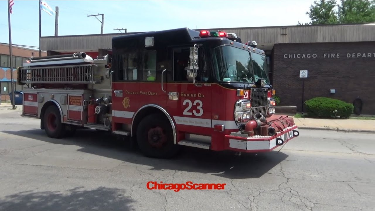 Chicago Fire Department Engine 23 Responding - YouTube